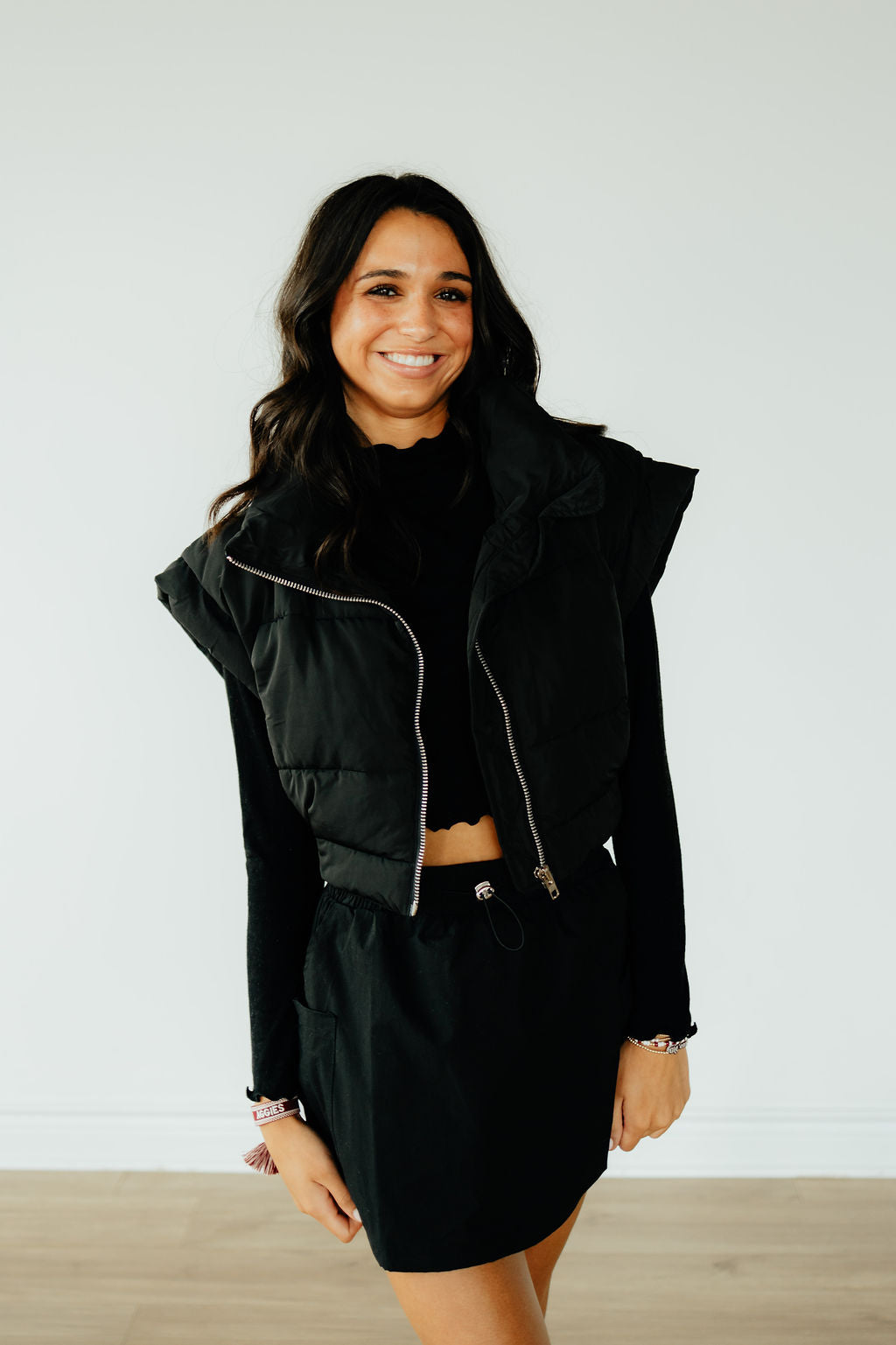 Black Puffer Vest – Rowdy Merch Co.